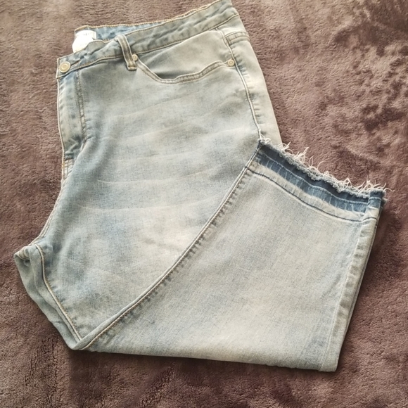 K Jordan | Jeans | Plus Size Denim Capri | Poshmark